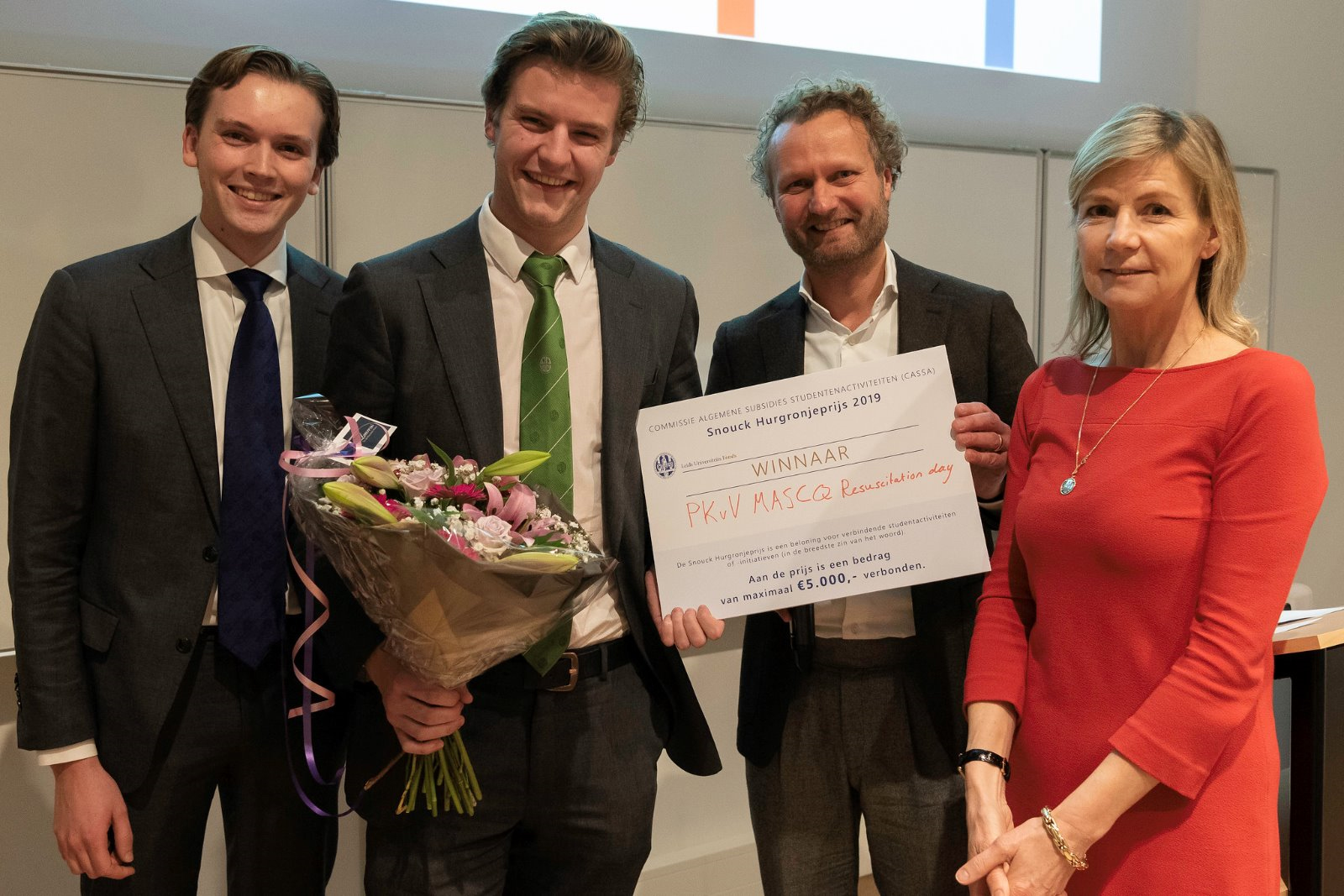 Snouck Hurgronje Prize goes to Leiden Resuscitation Day - Leiden ...
